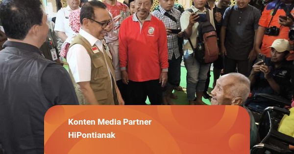 Menko PMK dan Kepala BNPB Temui Korban Banjir di Mempawah | kumparan.com